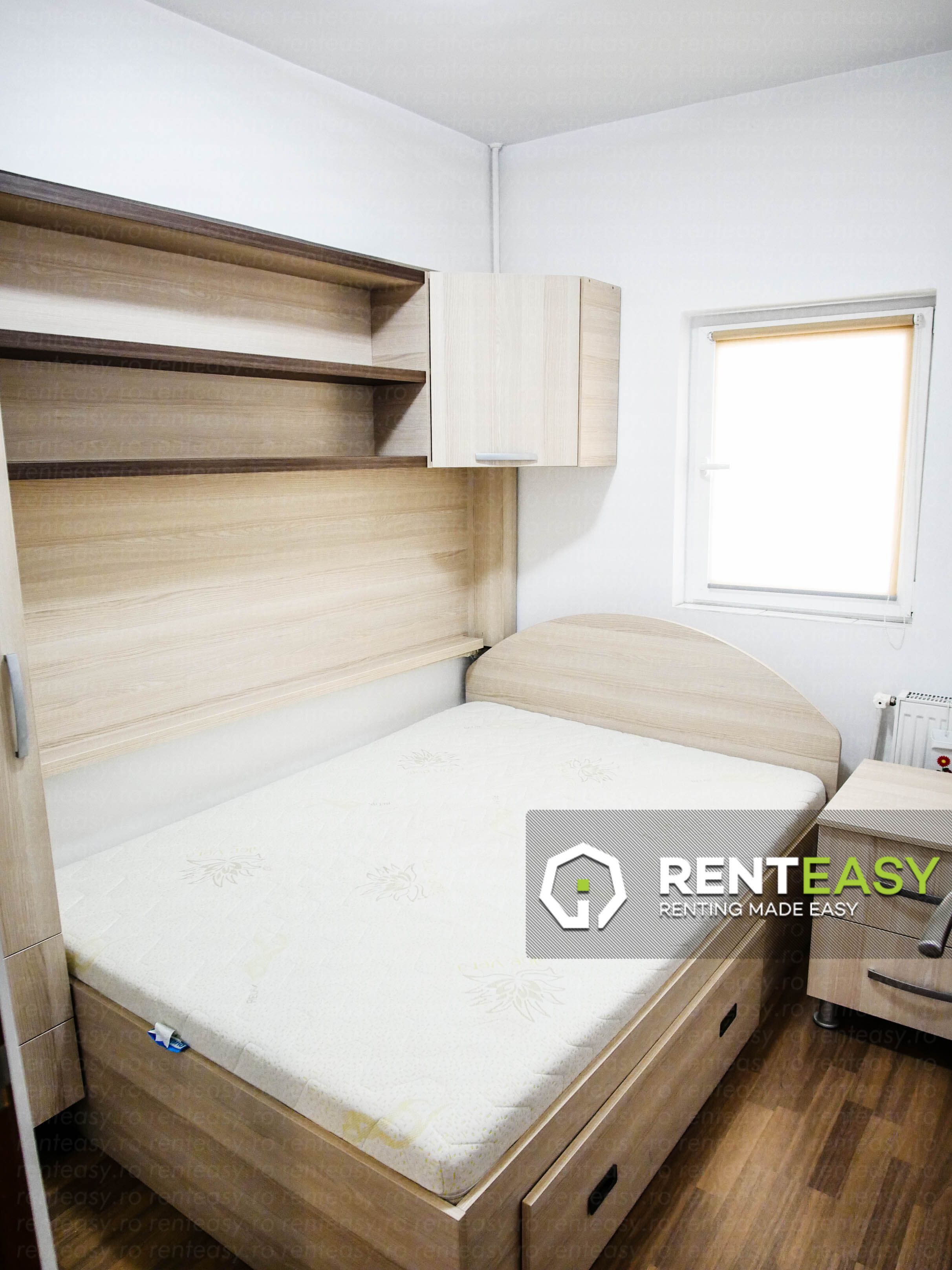 Apartament cu doua camere de inchiriat situat in zona Hala Centrala ...
